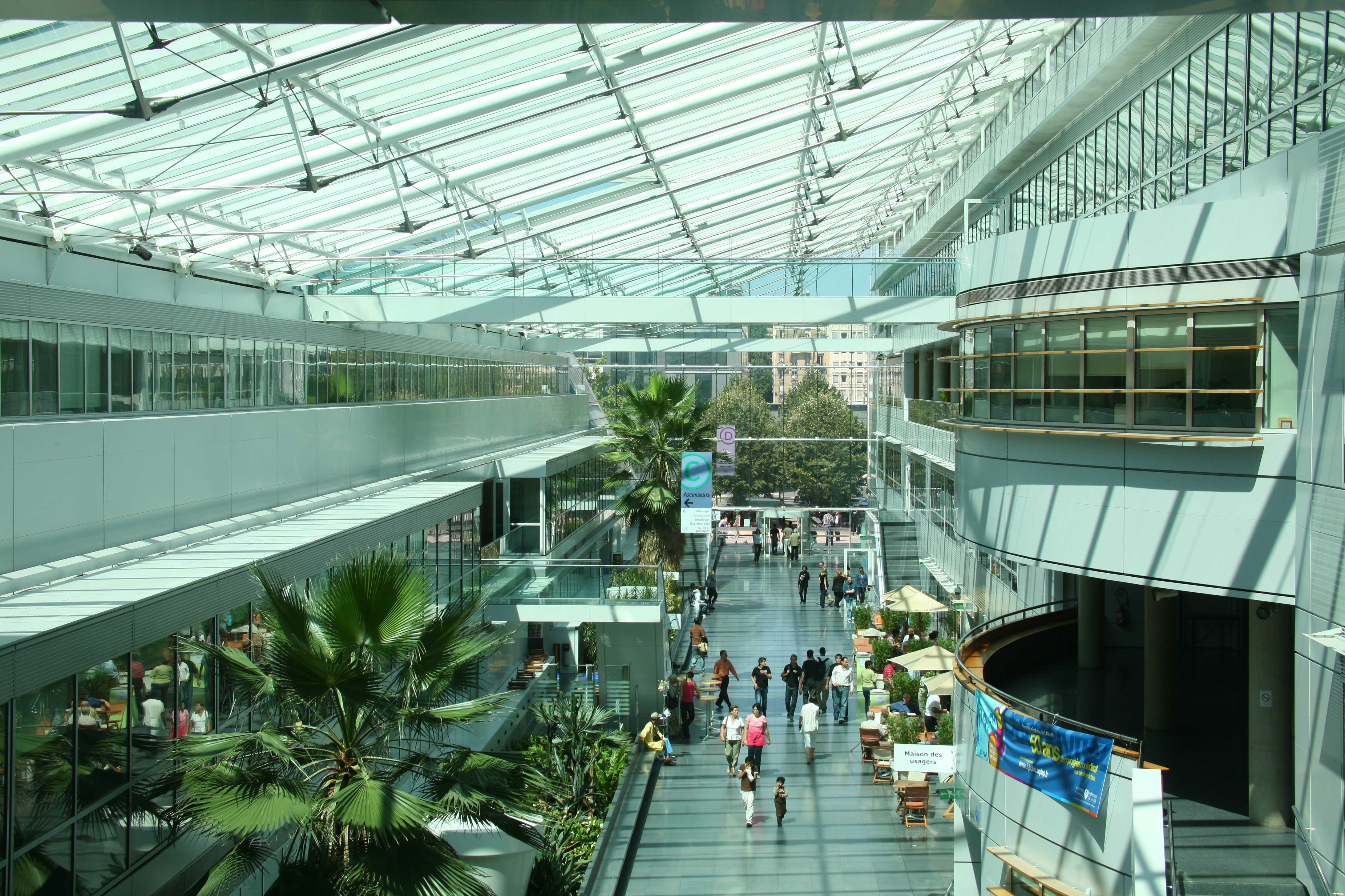 Groupe hospitalier universitaire paris ouest AP HP, Corentin-Celton